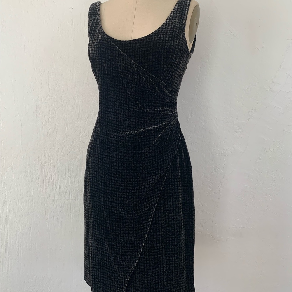 Giorgio Armani Le Collezioni Velvet Sleeveless Dress … - Gem
